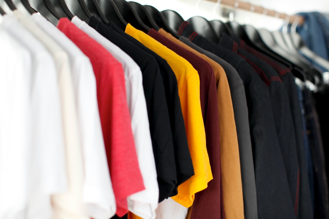 Best Wrinkle-Free Travel Clothing 2026 | Zercy